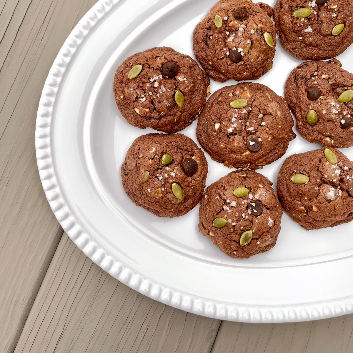 Dark Chocolate, Pepita, and Cranberry Cookies | Fikabröd