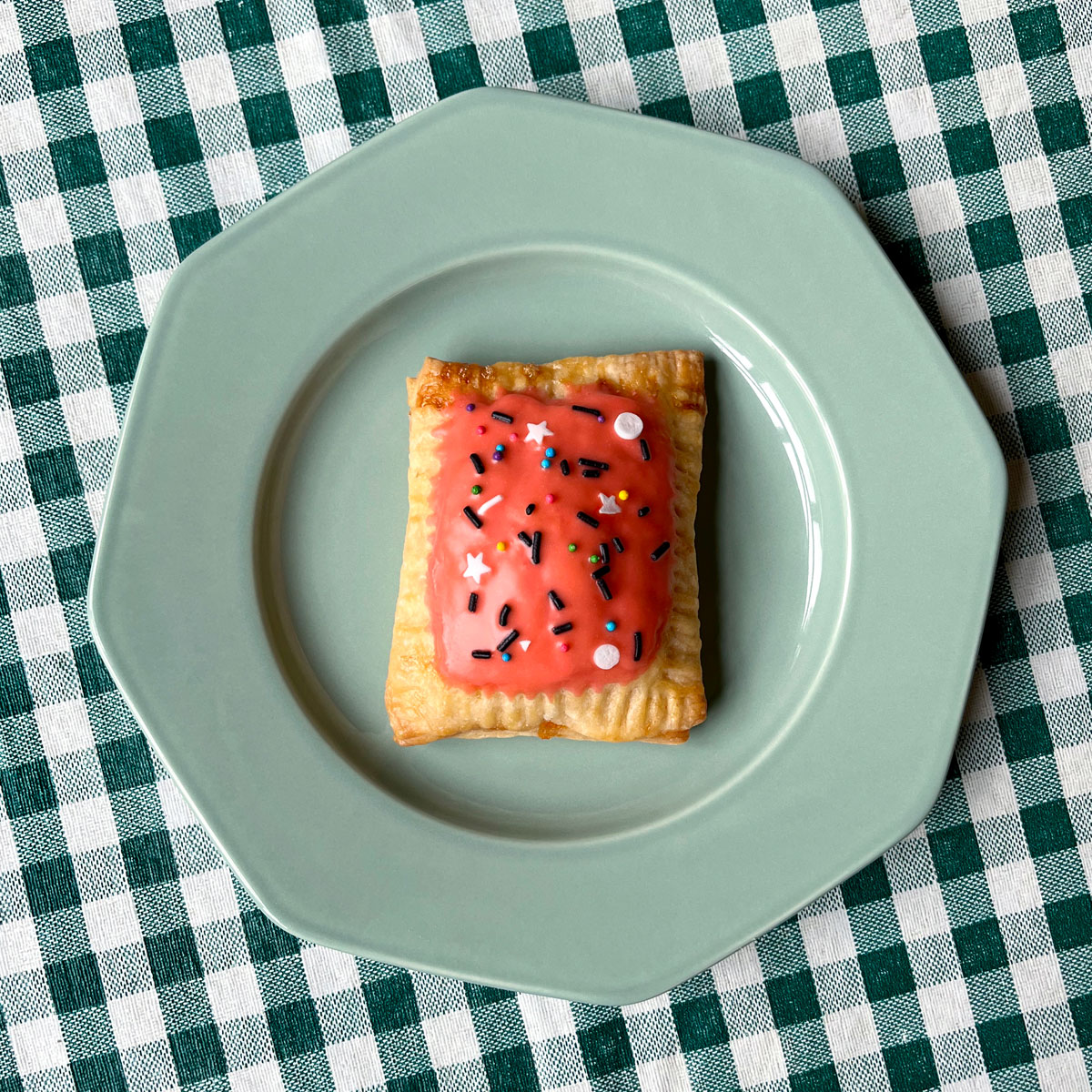 Watermelon Pop Tarts | Fikabröd